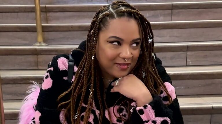 Levina Lye Releases Music Video for New Single, ‘I’m an Alien’ – Urban ...